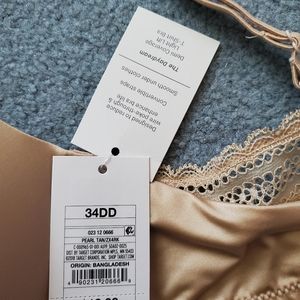 Auden | Intimates & Sleepwear | New With Tag Nude Bra | Poshmark